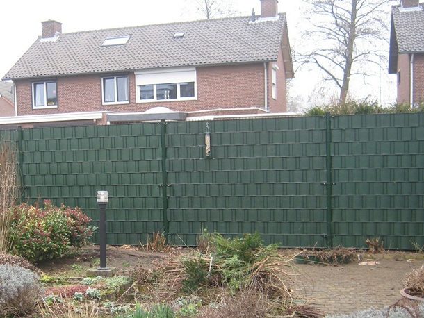 Tuinafscherming van Ekoshield biedt u een onderhoudsvrije en dichte ...