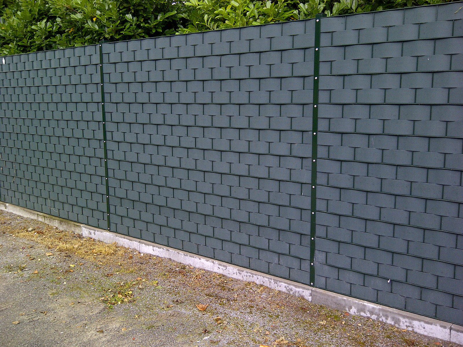 Tuinafscherming van Ekoshield biedt u een onderhoudsvrije en dichte ...